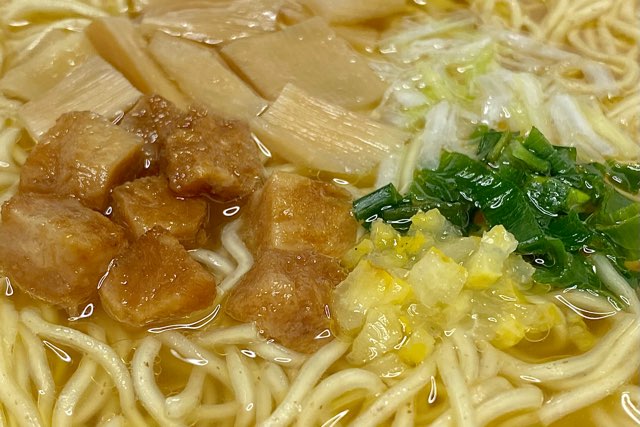 NISSIN×AFURIが本気出してきた件。コラボ史上最高級の「柚子塩らーめん」と「炙りコロチャー飯」で “AFURI人気No.1セット” 再現!!